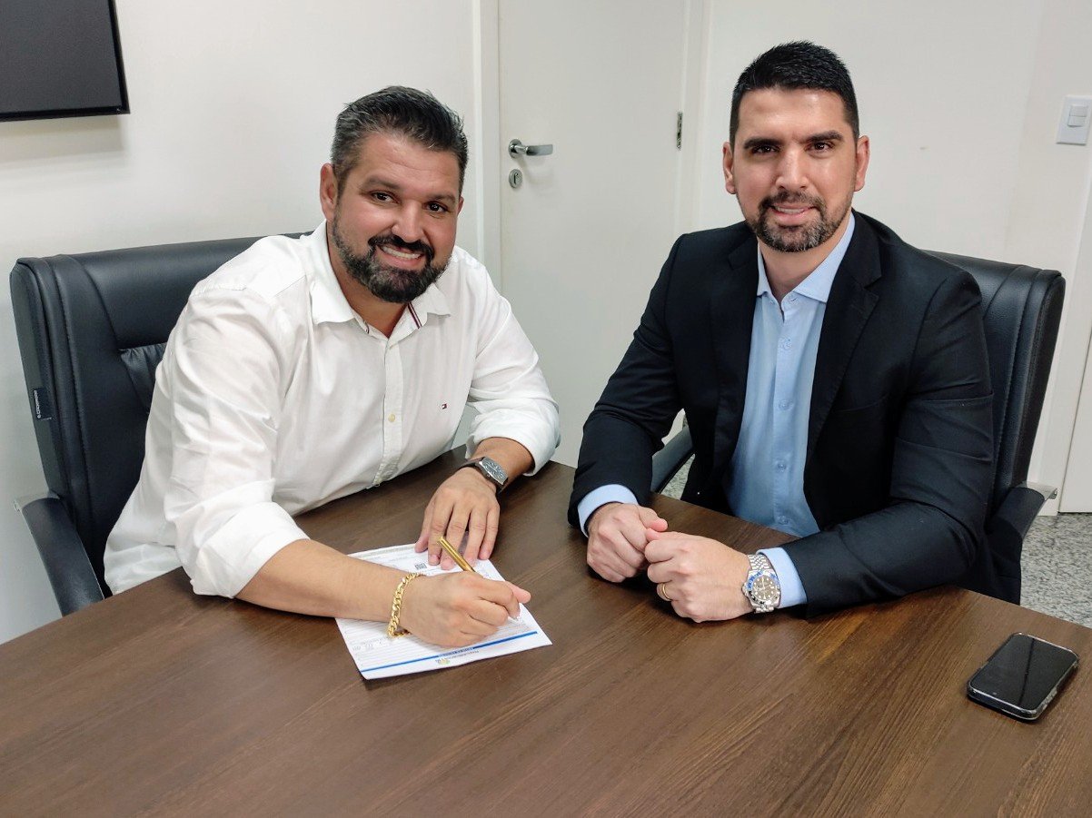 Empresário Fábio Barroso assume Republicanos, em Ji-Paraná - VipFesta